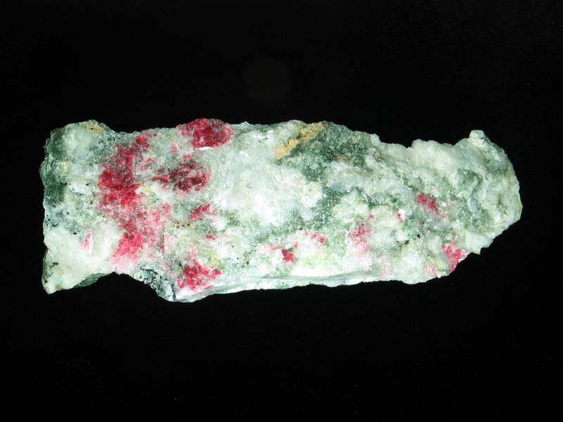 Tugtupite : CSIRO Luminescence Database