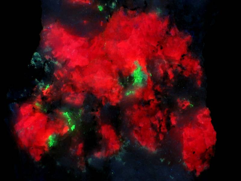 Tugtupite : CSIRO Luminescence Database